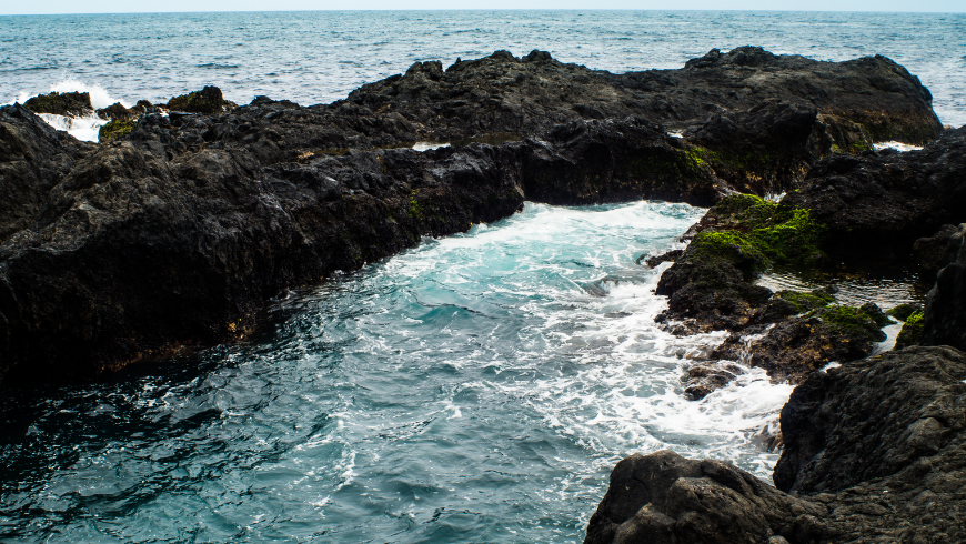 Swimming in the 10 Top Natural pools on the Azores - Ecobnb